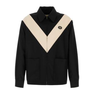 Valentino Garavani Nylon Gabardine Jacke mit eingelegtem V und VLogo-Patch - - Jackets - Herren - Schwarzk - M