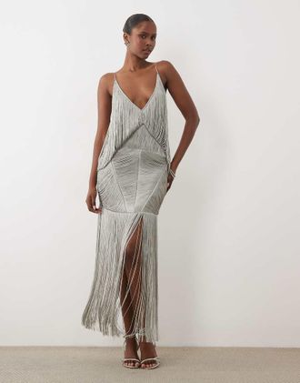 Asos Robe longue drap&eacute;e &agrave; franges - Argent&eacute;