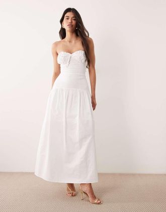 KAIIA Exclusivit&eacute; - Kaiia - Robe bandeau longue en coton &agrave; taille basse avec d&eacute;collet&eacute; en coeur et ourlet fronc&eacute; - Blanc