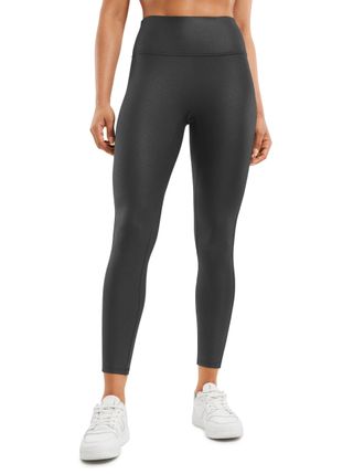 CRZ YOGA Damen Butterluxe Faux Leder Leggings Lederoptik High Waist Sporthose Kunstleder Stretch Workout Sportleggins - 64cm Schwarzes Folienmuster 38