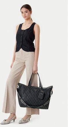 Guess Wochenendtasche Latona Travel TWLB92 11017 Schwarz