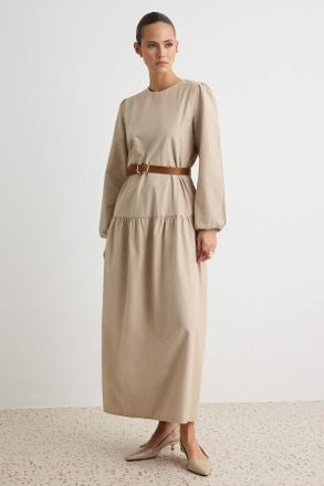 Trendyol Modest Maxikleid, einfarbig, lang, Casual Skater-Schnitt - Wollwei&szlig;
