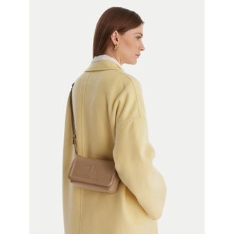 Calvin Klein Handtasche Calvin Klein Bold Ck Flap Crossbody LV04F1027G Braun