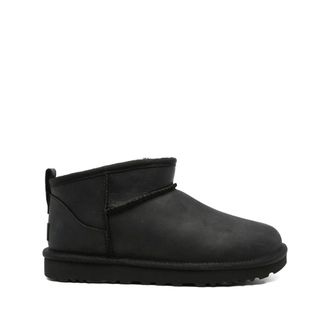 UGG Ugg, Femme, Chaussures, Noir, Taille: 41 EU Botte Classique Ultra Mini en Cuir
