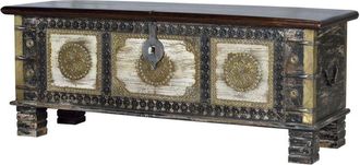 Décoration d'Autrefois Coffre en bois de manguier et détails en bronze