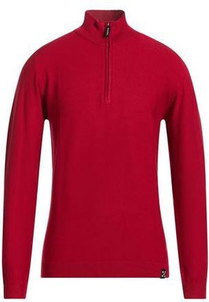 Berna MAILLE - Pullover sur YOOX.COM