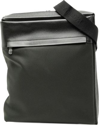 Louis Vuitton sac à bandoulière Taiga Beluga (2003) - Noir