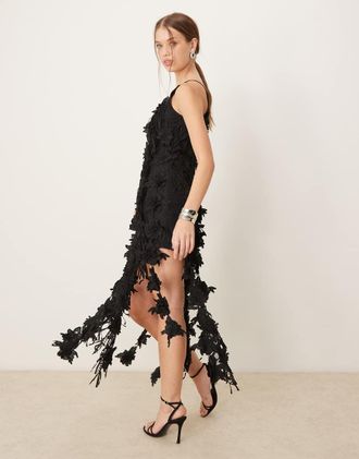 Asos Asymmetrisches Minikleid in Schwarz mit 3D-Blumenstickerei