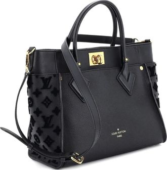 Louis Vuitton On My Side Monogram Tuffetage Leather MM tote bag - Schwarz