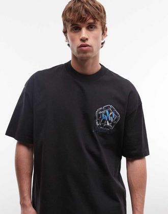 AllSaints Affix - Kurz&auml;rmliges T-Shirt in Schwarz mit Logo-Grafik und R&uuml;ckenprint