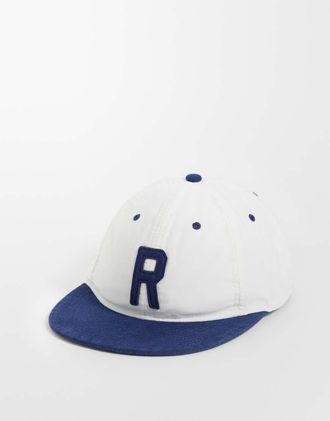 Polo Ralph Lauren Baseballkappe in Wei&szlig; und Marineblau mit R-Logo