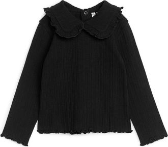 Arket Pointelle-Oberteil Mit R&uuml;schenkragen -Schwarz