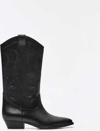 Bershka Cowbody-Stiefel in Schwarz