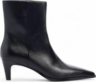 NA-KD spitze Stiefeletten in Schwarz