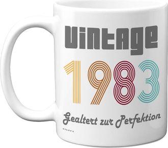 Stuff4 42. Geburtstagsgeschenke - Vintage 1983 Gealtert zur Perfektion Tasse - Geburtstag Retro Tasse f&uuml;r M&auml;nner und Frauen, 325 ml Premium-Keramiktasse, Sp&uuml;