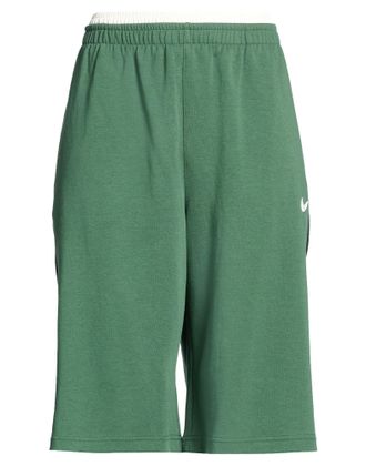 Nike HOSEN & R&Ouml;CKE - Shorts & Bermudashorts auf YOOX.COM