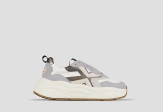 Alexander Smith Horizon Woman in white leather and grey suede details