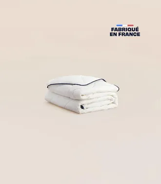 Tediber Couette enfant 140x200 cm Tediber - Faite en France - idéale dès 2 ans - Légère et hypoallergénique - 100 nuits dessai