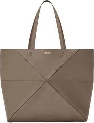 Loewe Grand Puzzle Fold tote horizontal en cuir de veau grain&eacute; souple