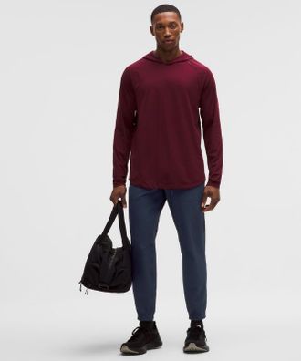 lululemon License to Train Strukturierte Jogger Normale L&auml;nge f&uuml;r M&auml;nner - Gr&ouml;&szlig;e 2XL in Club Blue