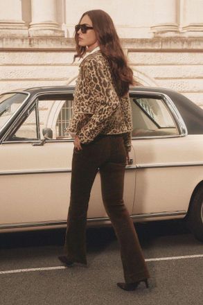 Lipsy Strickjacke Lipsy Strickjacke mit Kragen und Leopardenmuster (1-tlg)