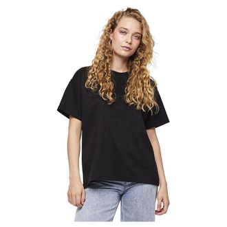 Pieces Female T-Shirt in Oversize PCSKYLAR