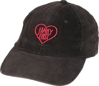 Family Fir$t Milano ACCESSOIRES - M&uuml;tzen & H&uuml;te auf YOOX.COM