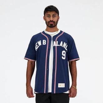 New Balance Homme Sportswears Greatest Hits Baseball Jersey en Bleu, Polytissé, Taille 2XL