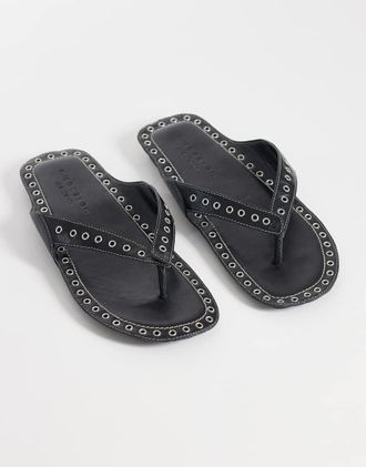 Asos Fisher - Hochwertige Sandalen aus Leder in Schwarz mit Zehensteg und &Ouml;sen