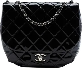 Chanel Sac &agrave; rabat en cuir verni matelass&eacute; Pre-owned - Femme - Pre-owned - Noir - Taille: ONE Size