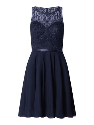 Luxuar Cocktailkleid mit floralen Stickereien