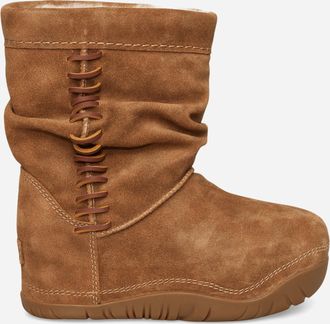 UGG Women s Classic Bucked Boot Chestnut
