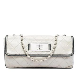 Chanel Pre-owned Quilted Lambskin Shoulder Bag - - Pre-owned - Damen - Wei&szlig; - ONE SIZE
