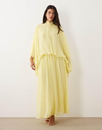 Daska Robe longue et bouffante en mousseline &agrave; col montant - Citron-Jaune
