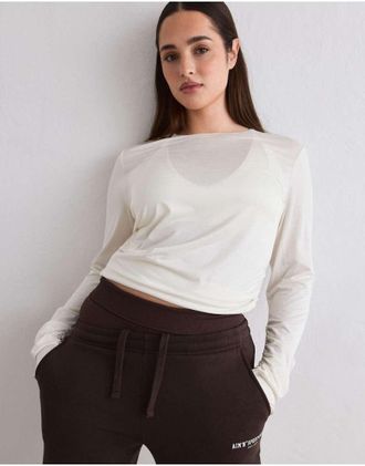 Aim'n Top effet drap&eacute; &agrave; manches longues - Blanc cass&eacute; lumineux