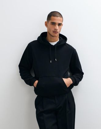 Arket Premium-Hoodie aus reiner Baumwolle in Schwarz
