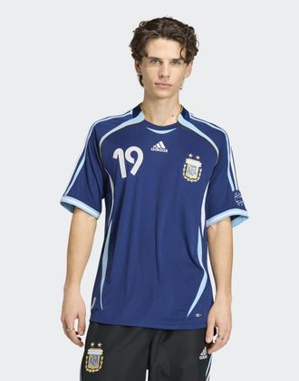 adidas adidas Performance - Argentina - Maillot ext&eacute;rieur 2006 &agrave; inscription &laquo; Messi &raquo; - Bleu fonc&eacute;