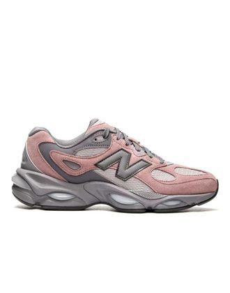 New Balance 983 Sneaker in Pebble-Rosa