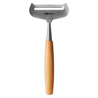 Boska Weichk&auml;sehobel Amigo/K&auml;sehobel f&uuml;r jungen K&auml;se/Ergonomischer Griff/Hochwertiger Edelstahl/Buchenholz/Extra Antihaft durch BSF Behandlung/Sehr scharf/S