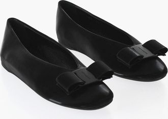 Ferragamo BALLERINA BY FERRAGAMO Ballerinas VANNA aus Leder mit tonalem Schleifenbesatz Salvatore Ferragamo