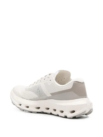 On Cloudvista 3 Sneaker - White
