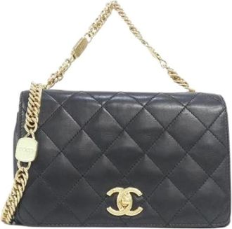 Chanel Sac port&eacute; &eacute;paule Pre-owned en cuir dagneau - Femme - Pre-owned - Noir - Taille: ONE Size
