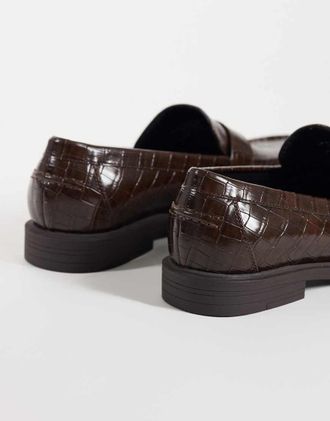 Asos mocassins avec d&eacute;tails m&eacute;talliques en marron effet croco