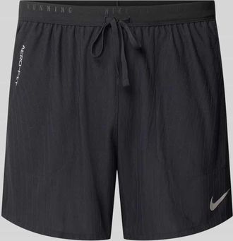 Nike Regular Fit Sportshorts mit Logo-Detail