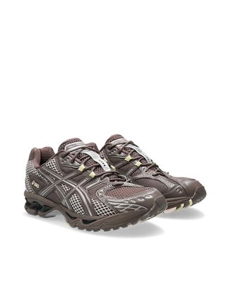 Asics Asymmetric Mesh Sneaker - Brown