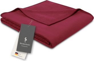 BIEDERLACK Flauschige Kuscheldecke Pure Cotton I Made in Germany I Öko-Tex Made in Green I Wohndecke aus 100% Baumwolle in Dunkelrot I Couch-Decke 150x200 cm I n