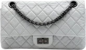 Chanel Sac bandouli&egrave;re vintage Chanel &agrave; double rabat - Femme - Pre-owned - Blanc - Taille: ONE Size