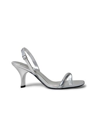 Calvin Klein Riemchenschuhe aus Leder in Silber mit Kitten-Absatz