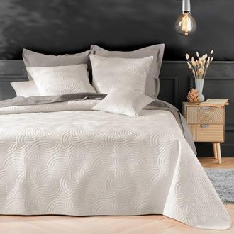 Douceur d'Intérieur Gesteppte Tagesdecke (240 x 260 cm) und 2 Kopfkissenbezüge (60 x 60 cm) Natursalange, Mikrofaser, einfarbig