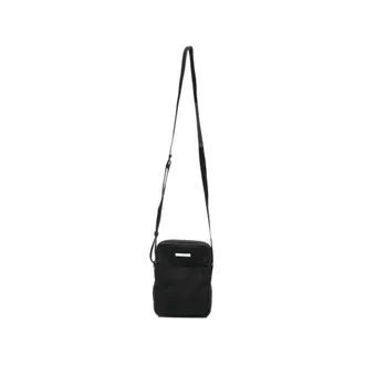 Gucci Logo-plaque Shoulder Bag